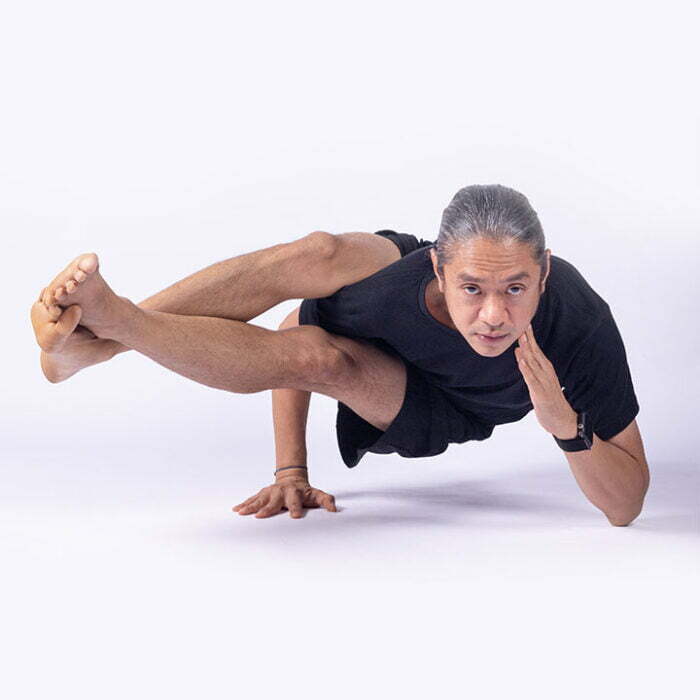 Soravit (Pong) Dhebhasit YogaSutra